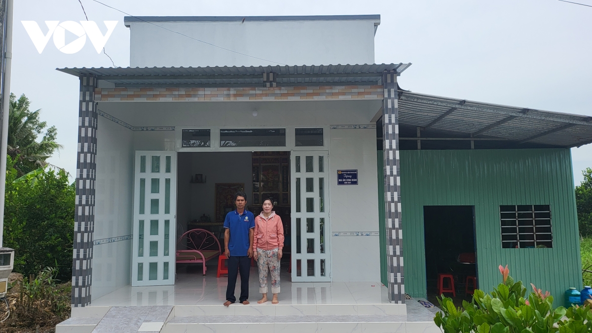 Gần gũi tiếp xúc cử tri- Nhiều vấn đề bức xúc giảm